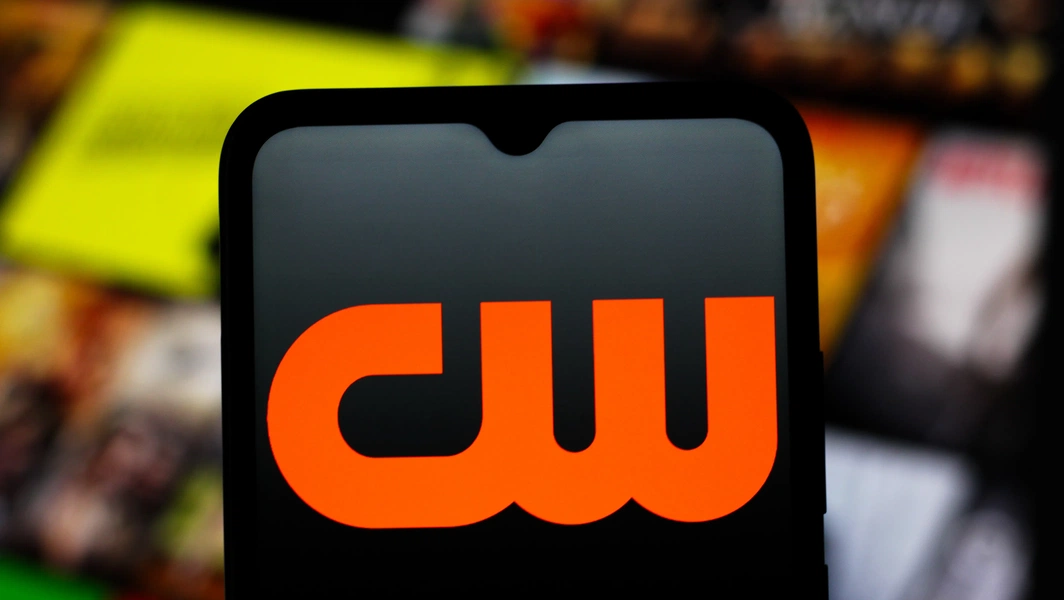 8 CW shows that ended prematurely