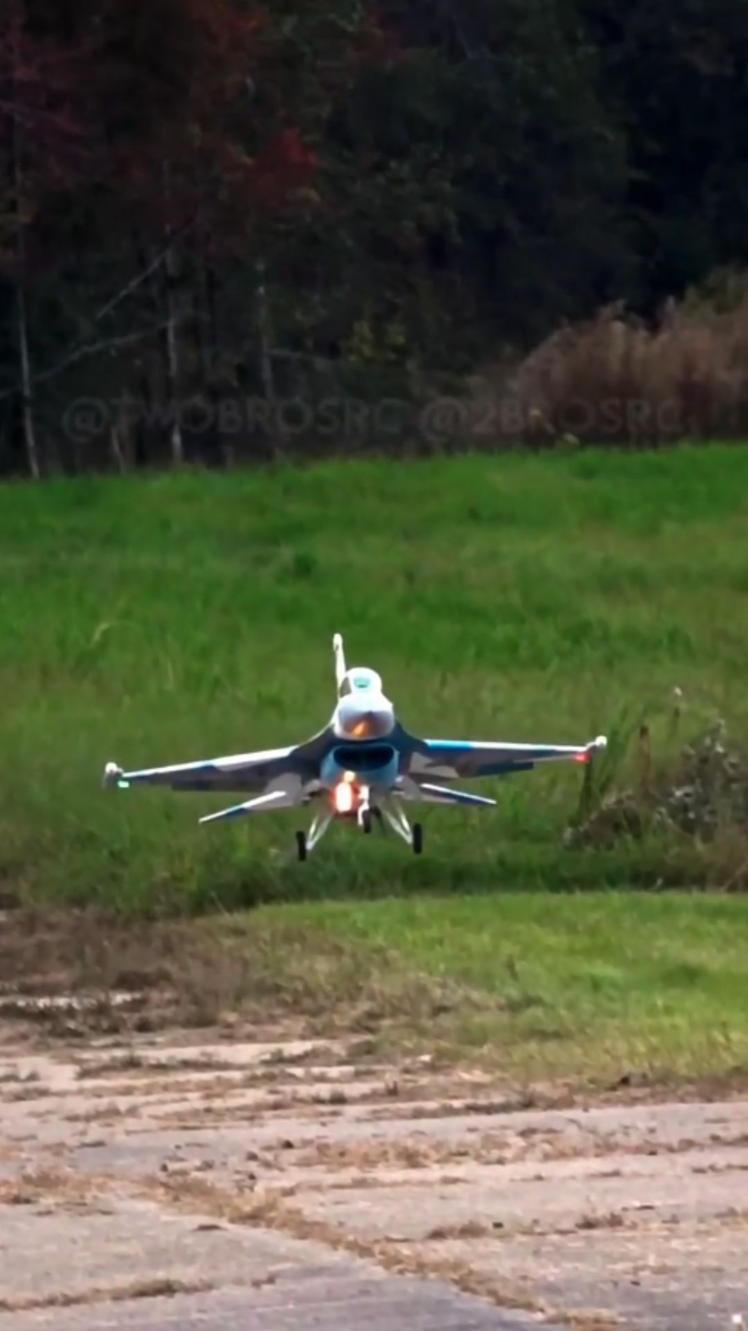 F-16C aggressor RC touch and go landing flight test