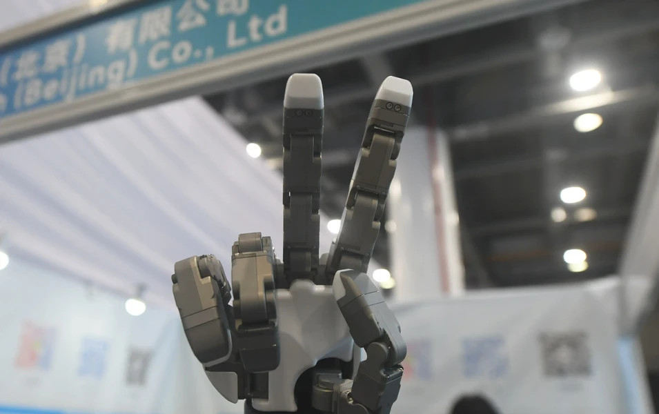 ABB and Psyonic use prosthetic data to boost cobot dexterity