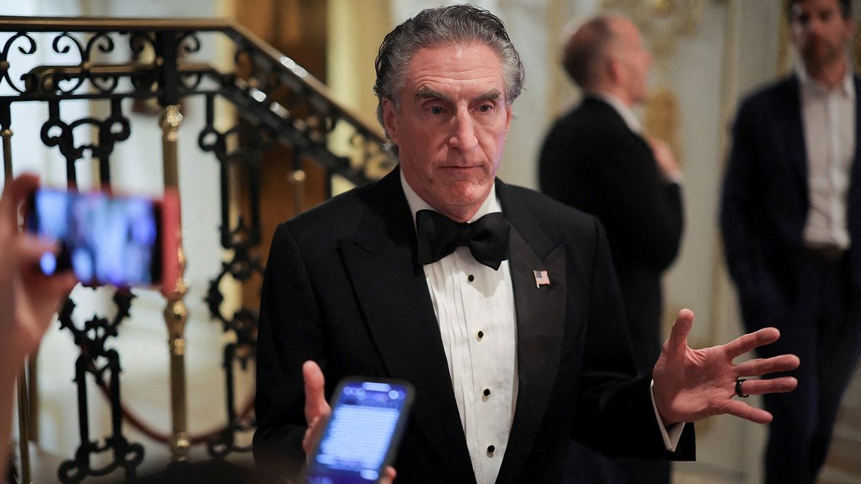 Critics torch agency’s Trump-coded 'propaganda' post on algae-plagued ...