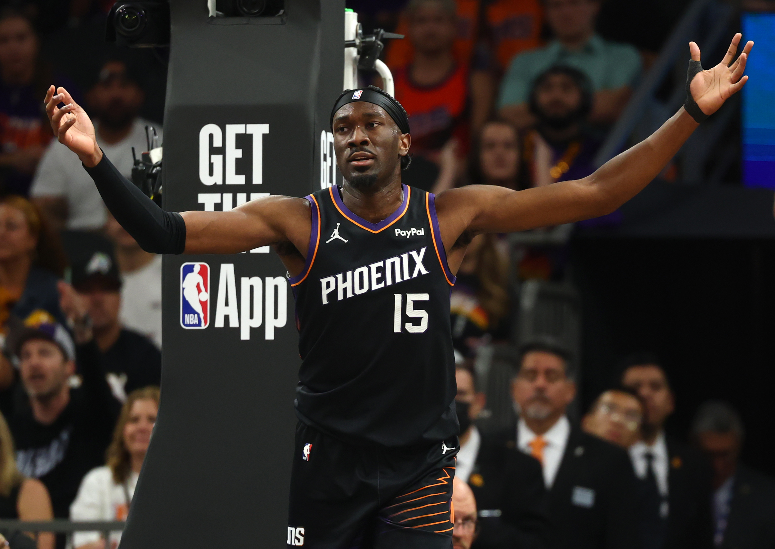 Suns issue qualifying offers to Mark Williams, Koby Brea