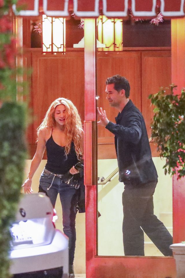 ¿Shakira tiene un nuevo amor? Quién es Manuel García-Rulfo, el actor ...
