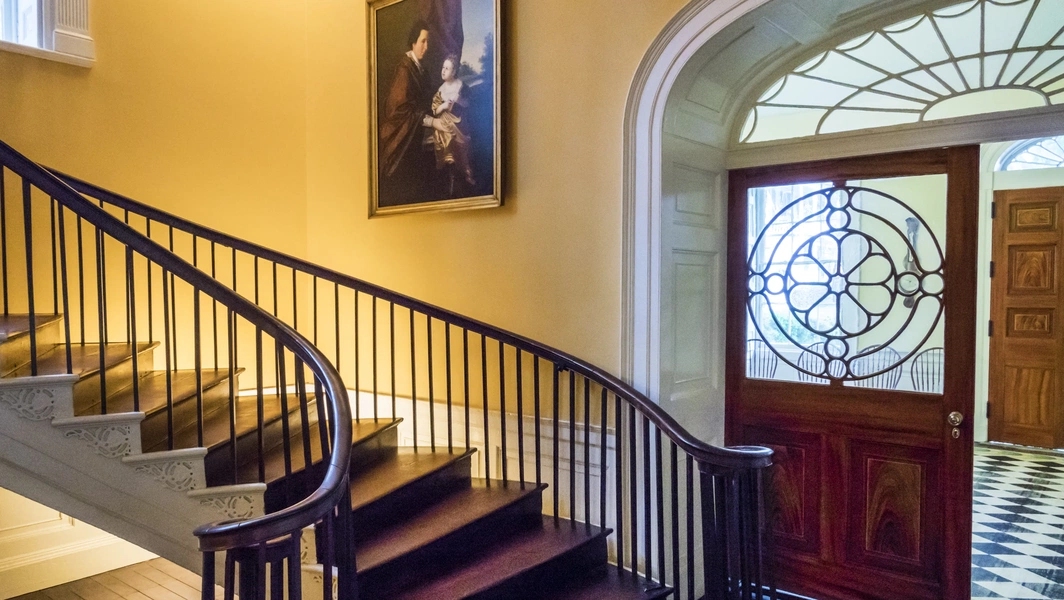 13 fascinating secrets hidden in old homes
