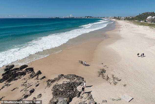 Woman's body found at Gold Coast beach after shock discovery