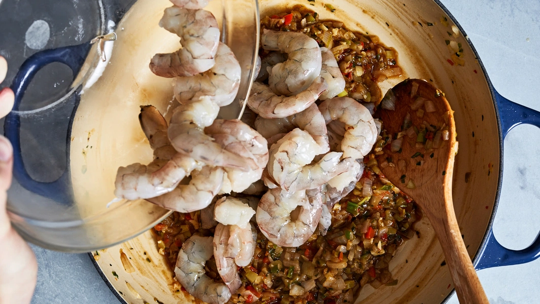 Louisiana shrimp étouffée from stock to serving