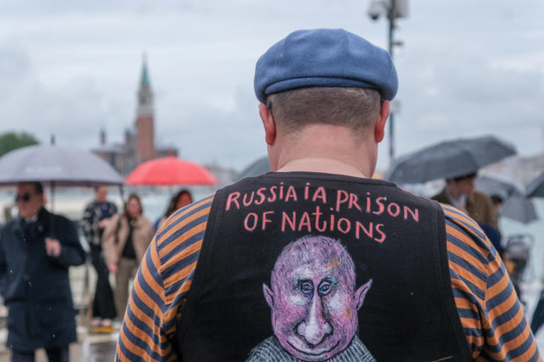 Polish authorities nab suspect in broad-daylight execution of Russian ...