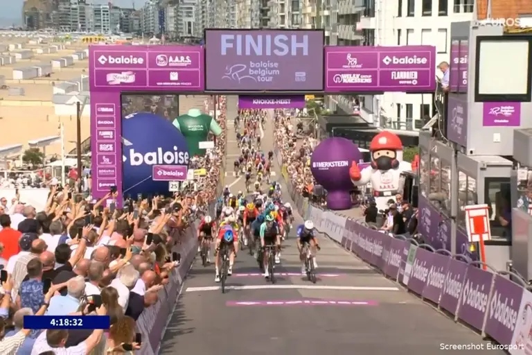 Merlier, Kooij and Philipsen finally sprint against each other for real ...