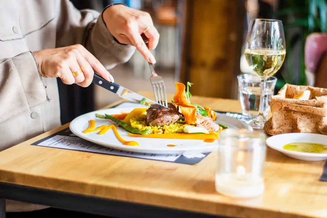 The table habits that make fine dining staff instantly judge a guest