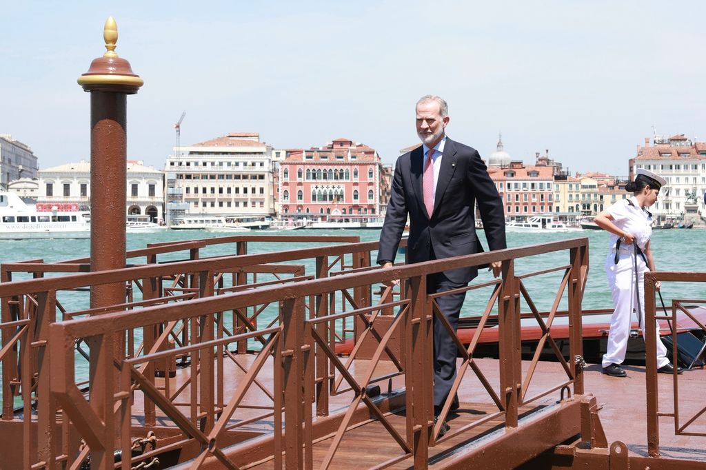 Felipe VI, el rey políglota, sorprende hablando italiano y portugués en ...