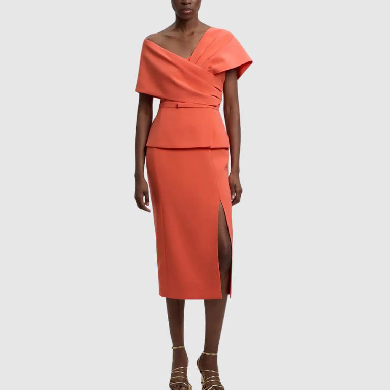 Vanessa Williams just made a case for papaya orange at Royal Ascot