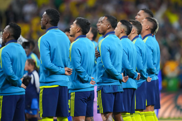 Willer Ditta se acuerda de Cruz Azul en el debut de Colombia, durante ...