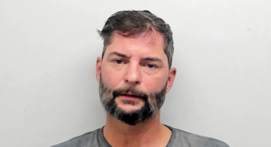 Florida man armed with knife arrested after stalking Publix shoppers ...