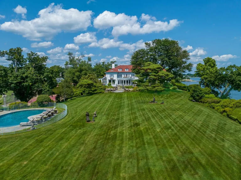 Kathie Lee Gifford is selling her estate for $100M