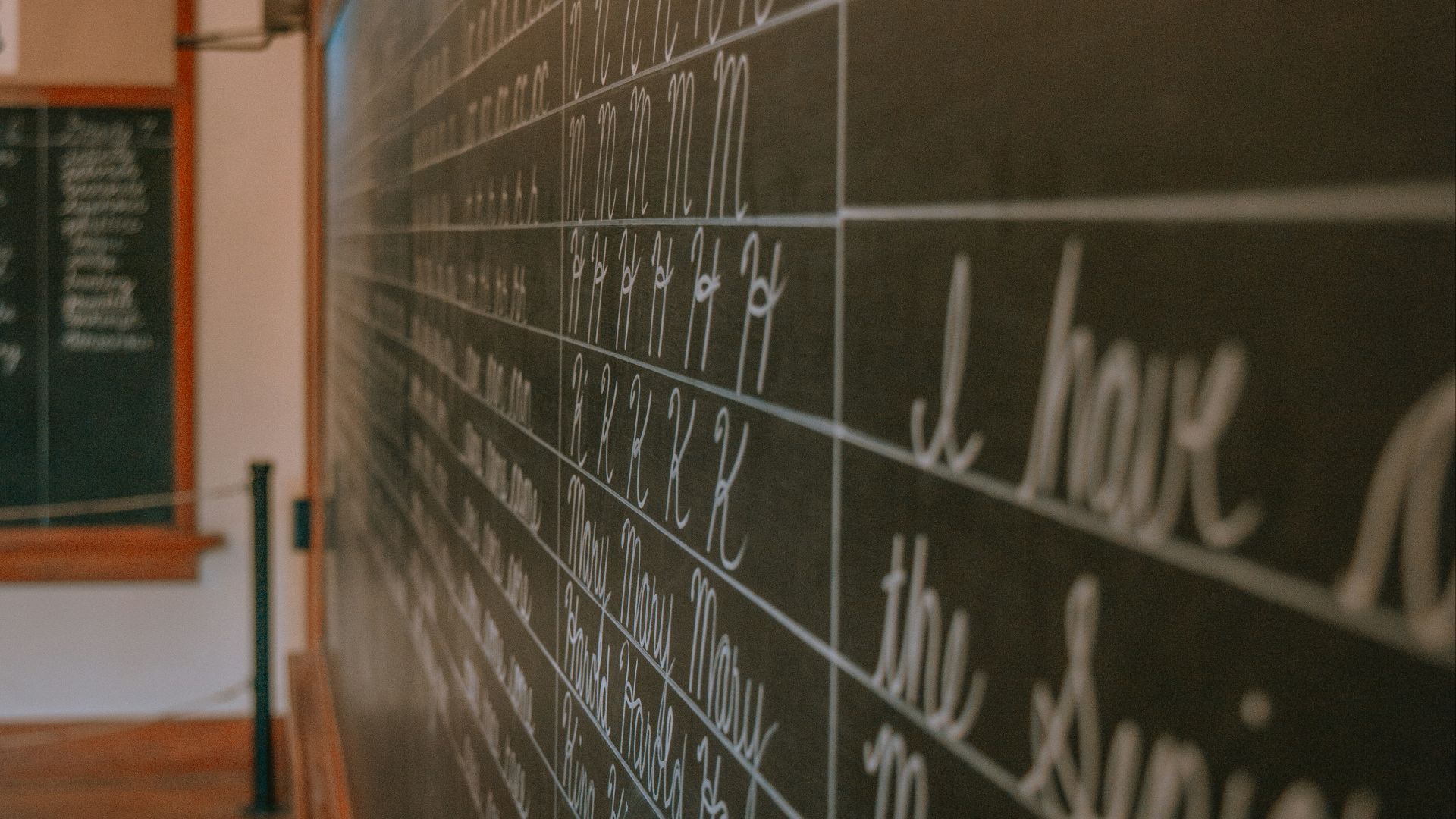 10 reasons historians think Shakespeare had a ghostwriter & 10 signs he ...