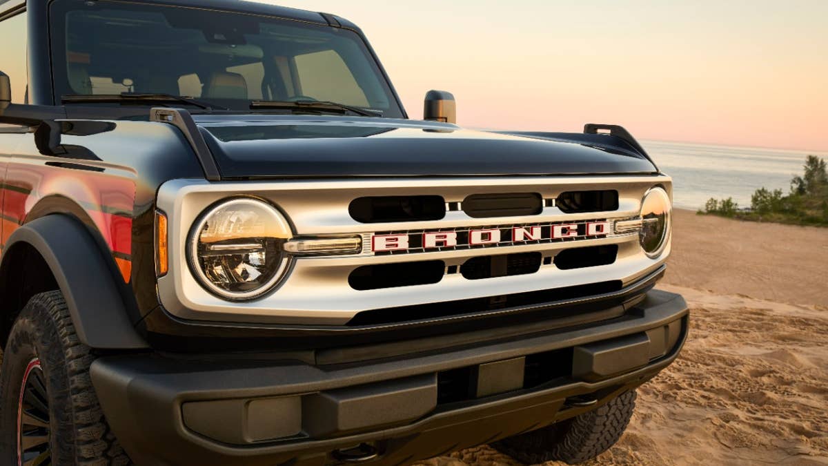 Ford's new strategy to reduce recalls: Daily engine teardowns and AI ...