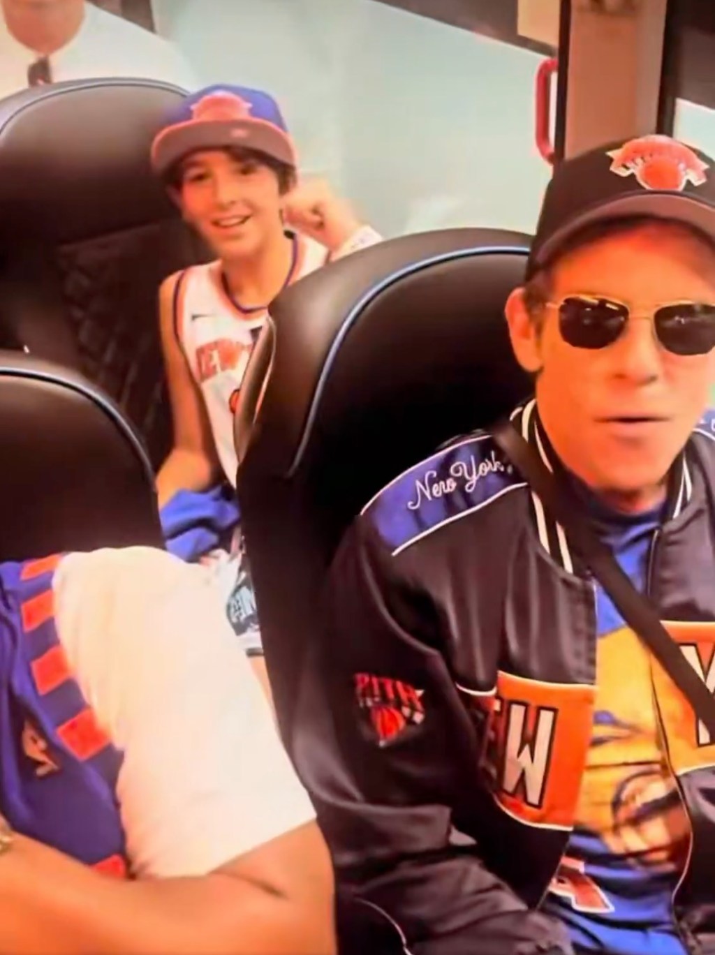 Spot all the celebrities en route to the Knicks parade: 'Best field ...