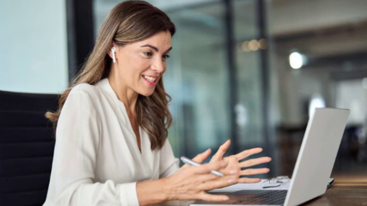 Job search etiquette: Virtual interview tips