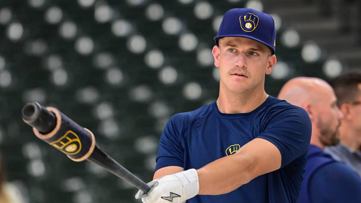 Cooper Pratt praises teammates after humorous pregame prank in MLB debut