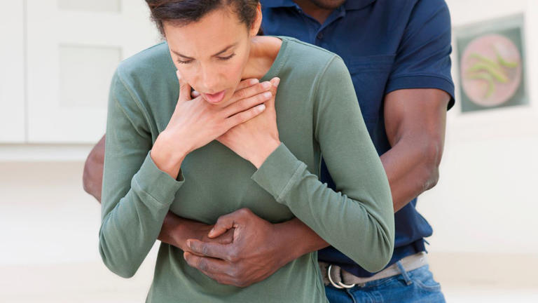 A waitress saved a choking customer's life, then his table left her a ...