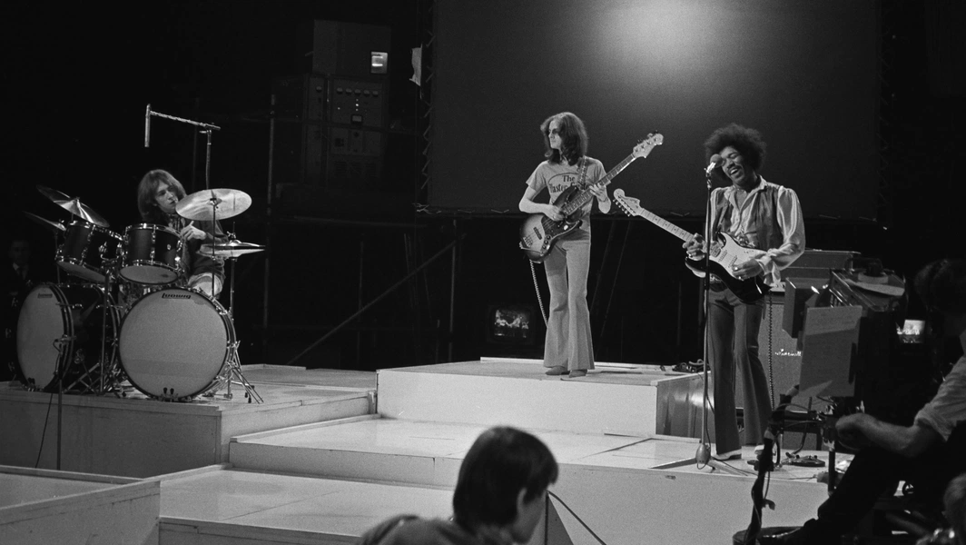 17 legendary guitar riffs that shaped rock music
