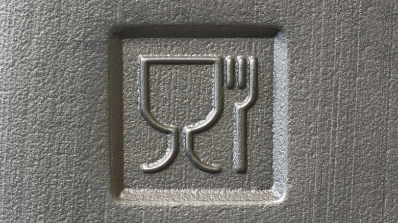 Here's what the fork and wine glass symbol means on plastic food containers