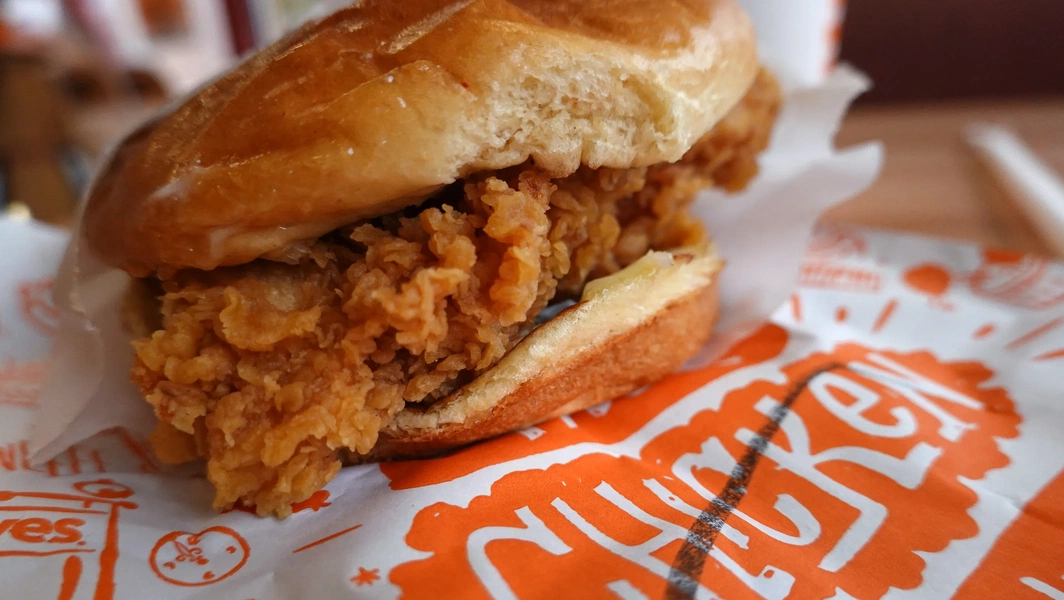 8 fast food items with unhealthy or unappealing reputations