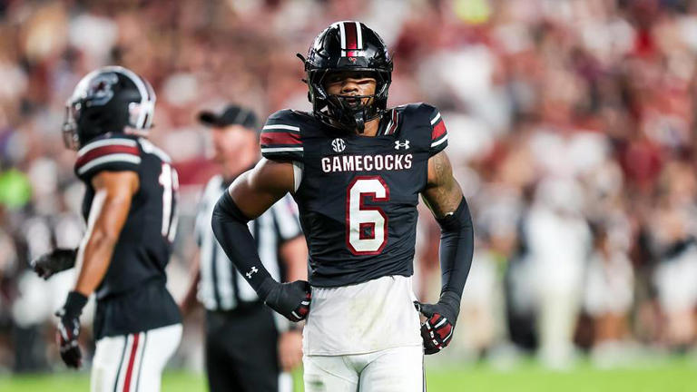 Shane Beamer provides injury updates for two of South Carolina's ...