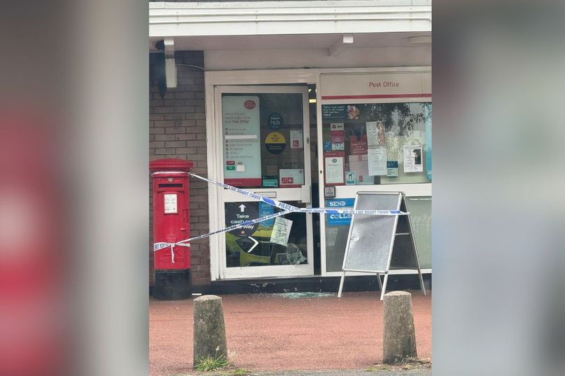Forensics at North Staffordshire post office as 'smoke cloak' scuppers ...