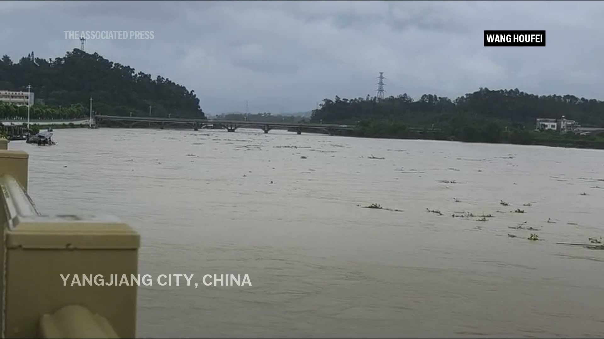 Thousands evacuated amid heavy rains in Guangdong, China