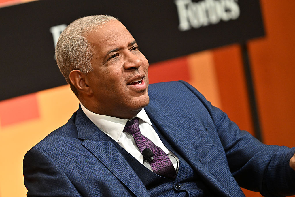 Robert F Smith encourages businesses not to 'destroy' internship ...