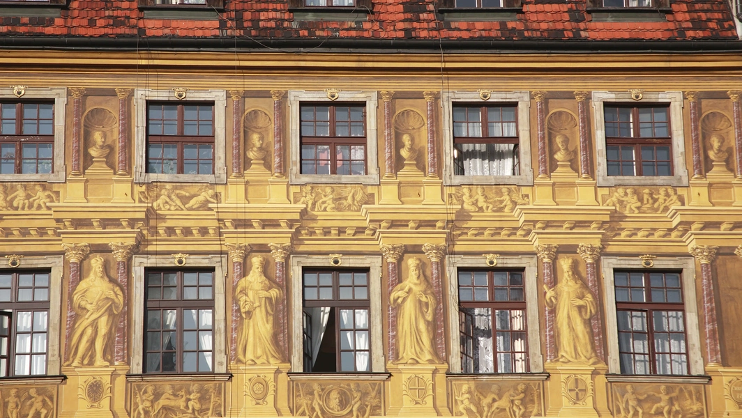 7 structures and sites that defy gravity