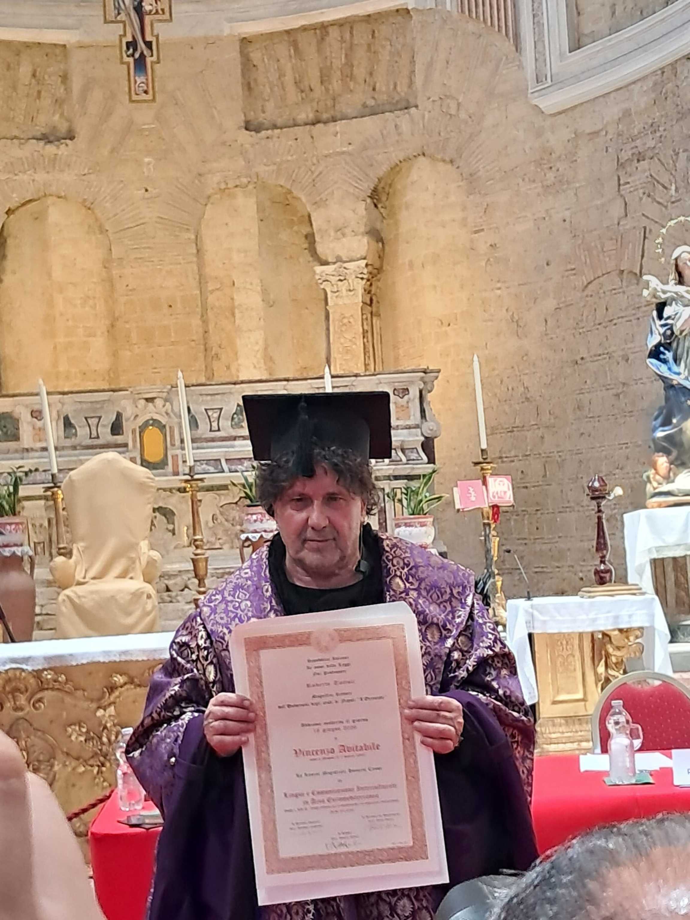 Laurea honoris causa a Enzo Avitabile, la musica per parlare degli ultimi