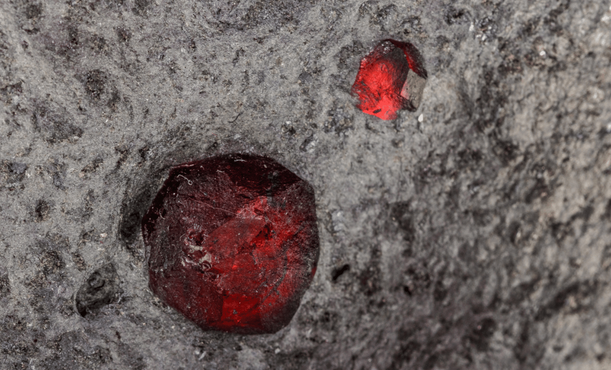 Scientists opened a Mars meteorite and made an unprecedented discovery