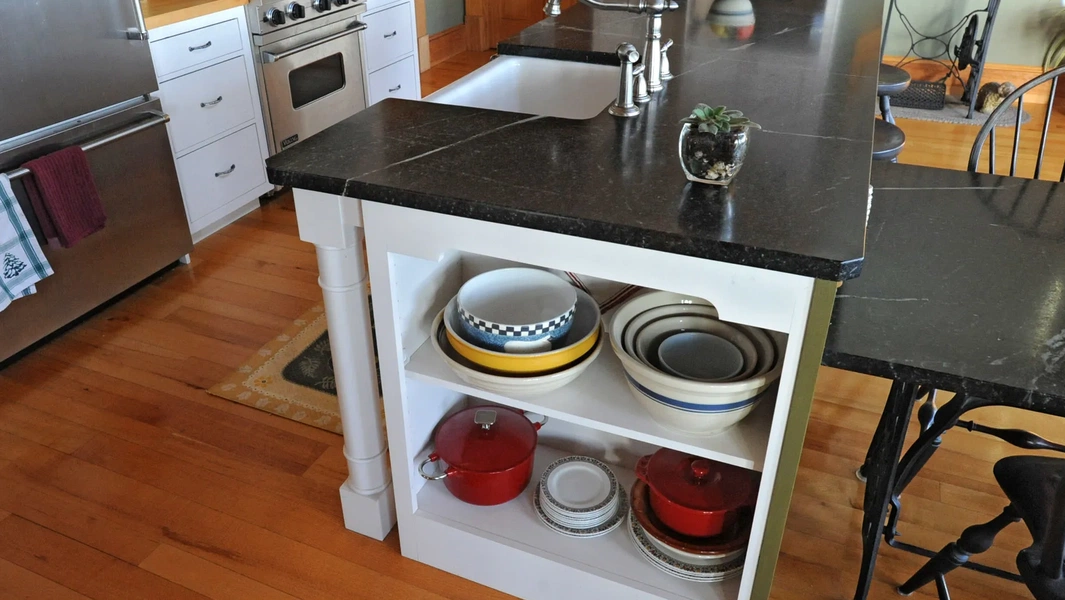 12 smart small kitchen island ideas