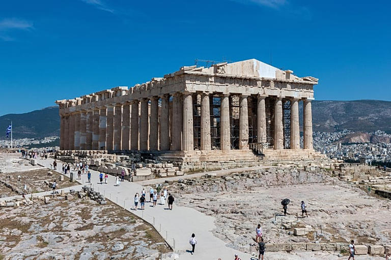 Keeping up appearances: Greece reveals Parthenon façade after 220 years