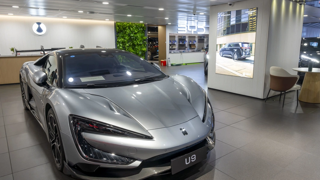 8 fastest production cars in history