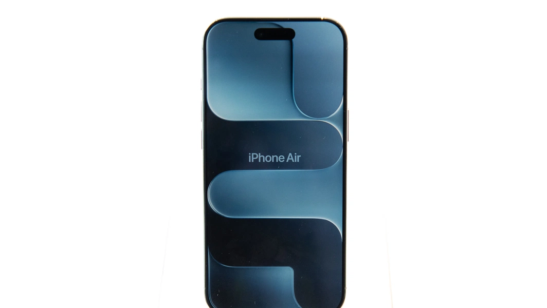 Apple readies iPhone Air 2 with dual cameras for 2027
