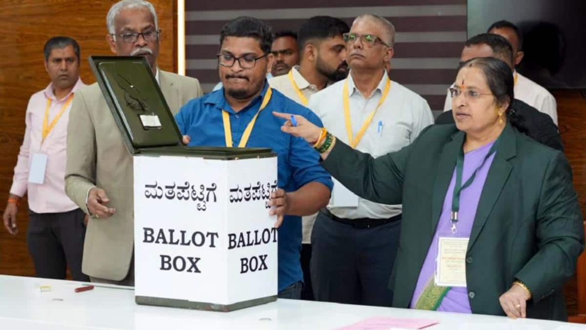 Karnataka MLC poll results: Congress wins 5 seats, BJP bags 2
