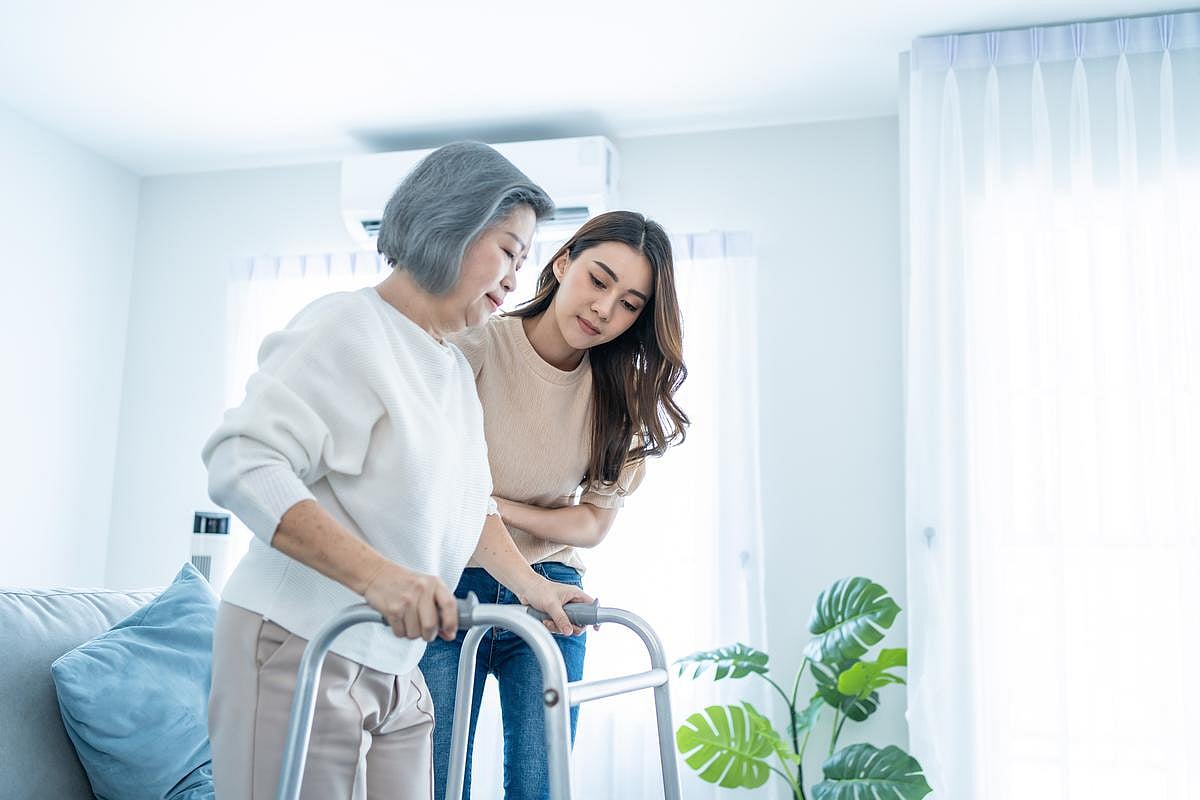 CCR: Remote monitoring does not increase time at home after ...