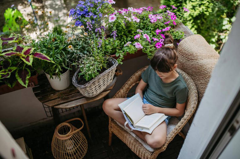 Four fragrant spring plants to grow for a gorgeously scented garden