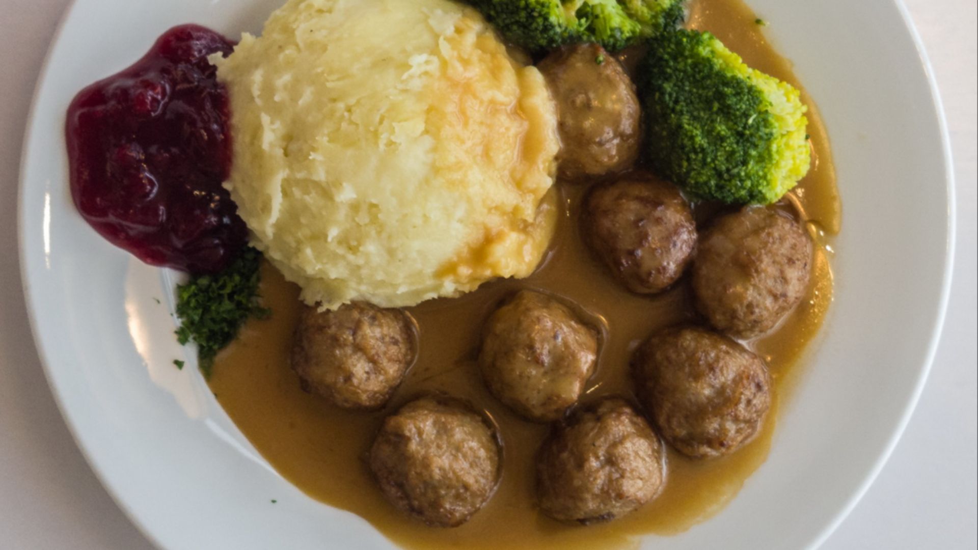 20 throwback dishes from the 1960s that transport you back to the era