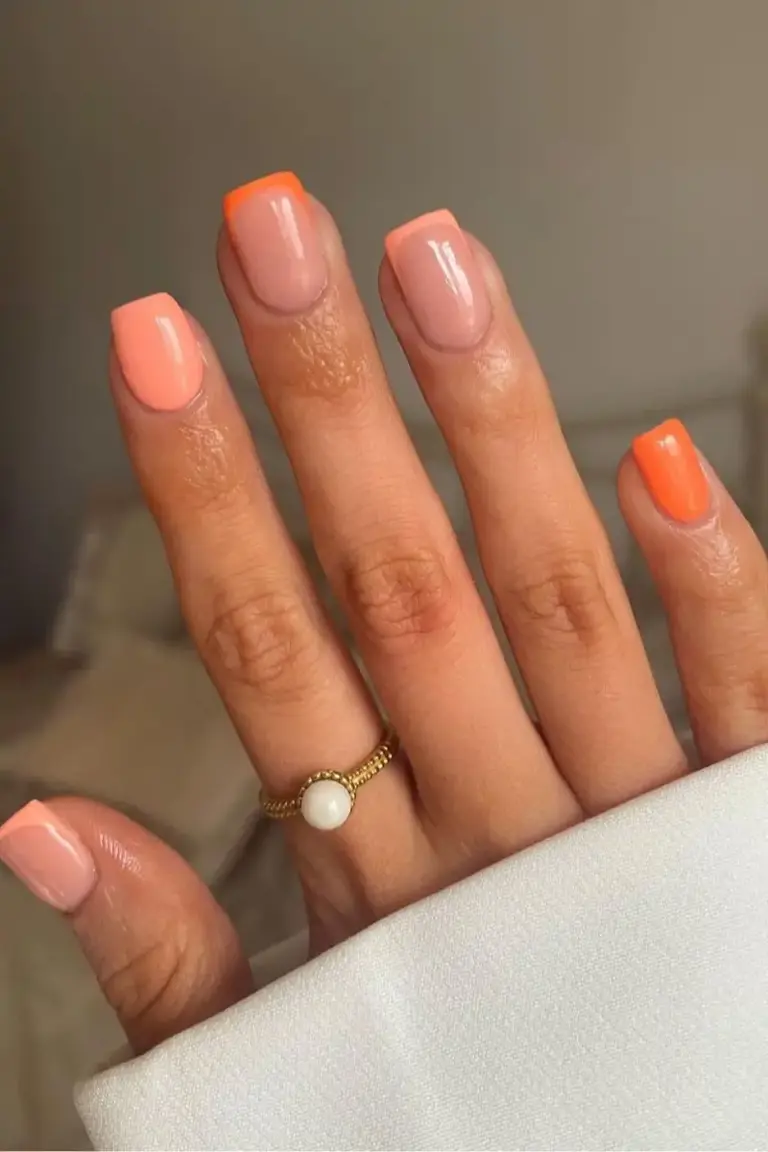 Uñas color melocotón pastel: originales y favorecedoras