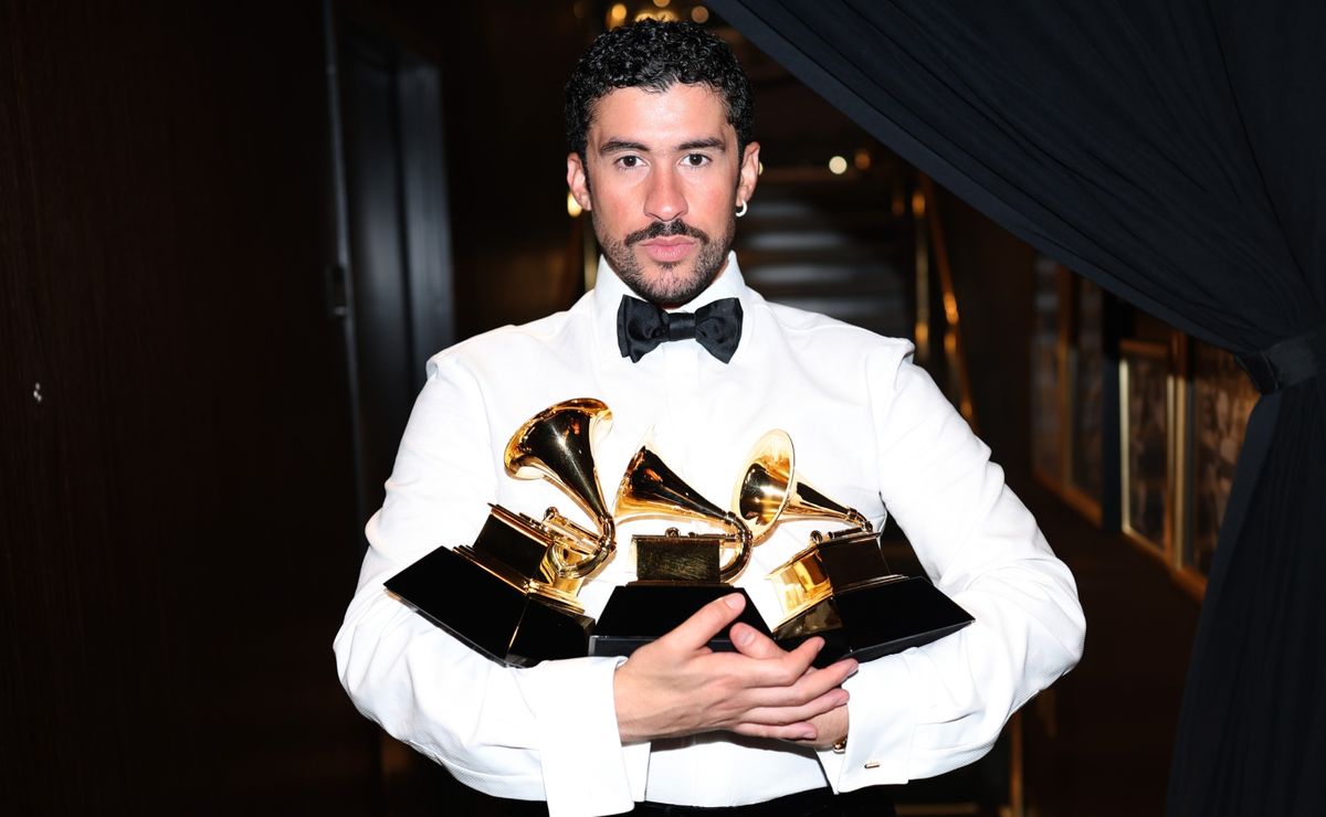 Bad Bunny becomes first Latin artist to cross $1 billion in career ...