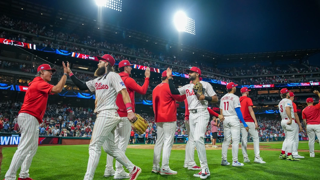 Phillies eye Red Sox outfielders to address injury-hit roster