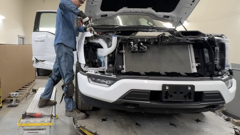 Ford CEO says modern cars are too 'complicated' for home mechanics to ...