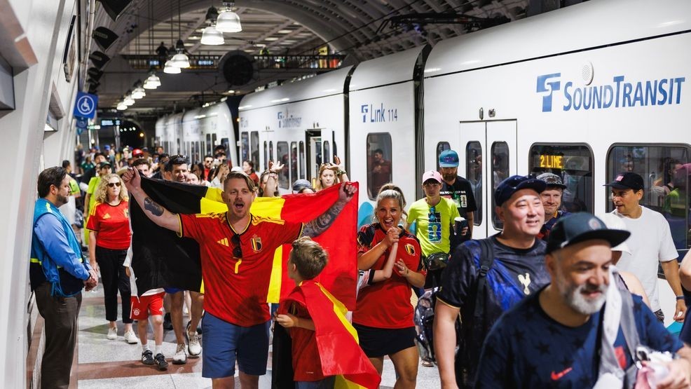 Sound Transit estimates 1st Seattle World Cup match drew 210,000 light ...