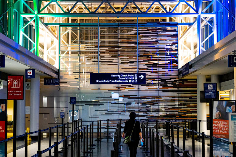 5 airport security habits that beat paying for the fast lane