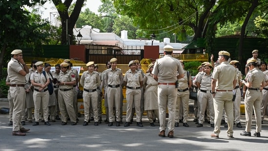 51-year-old man with 4 criminal cases shot at by unknown person(s) at ...