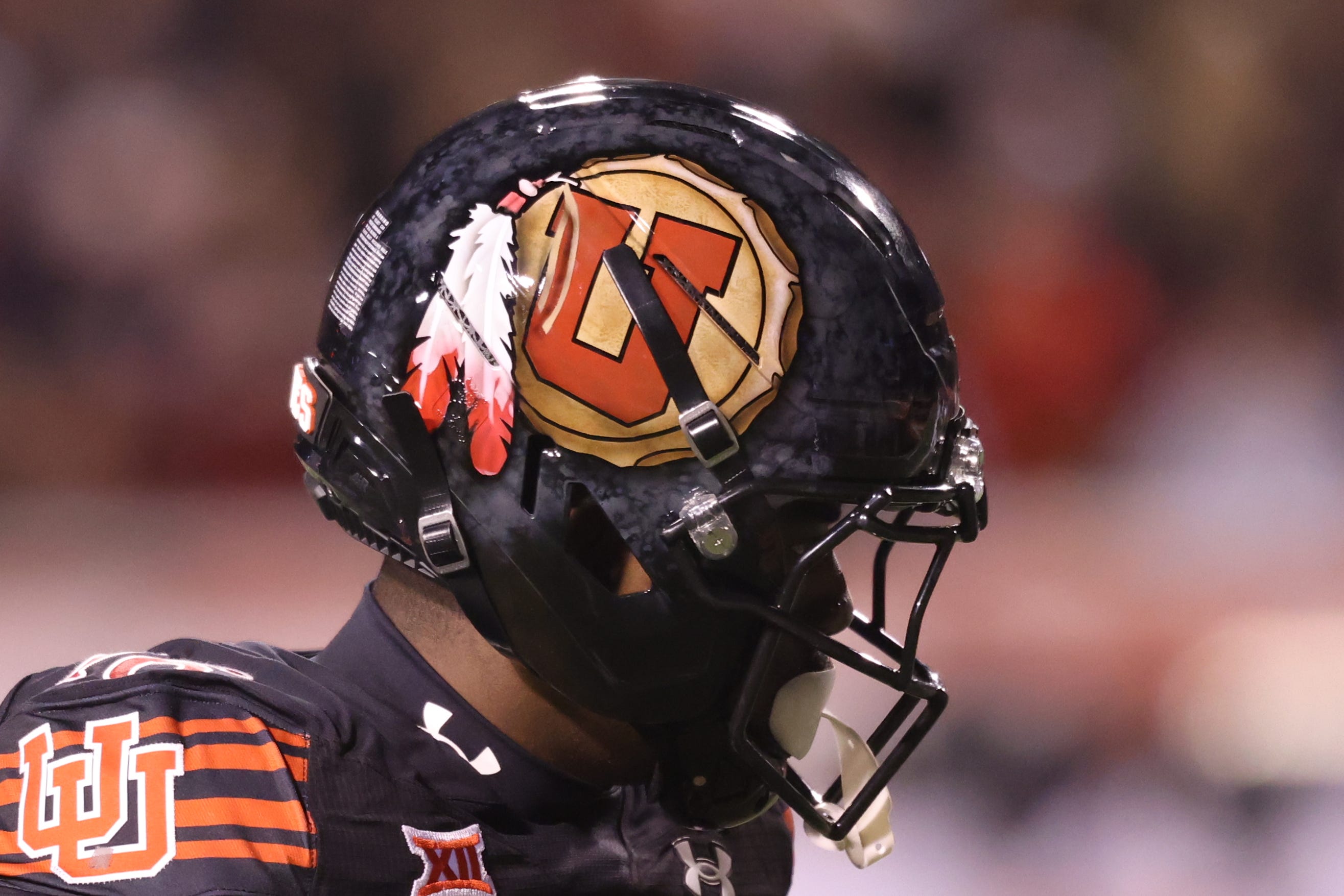 Broncos make decision on tryout quarterback, sign 2 players