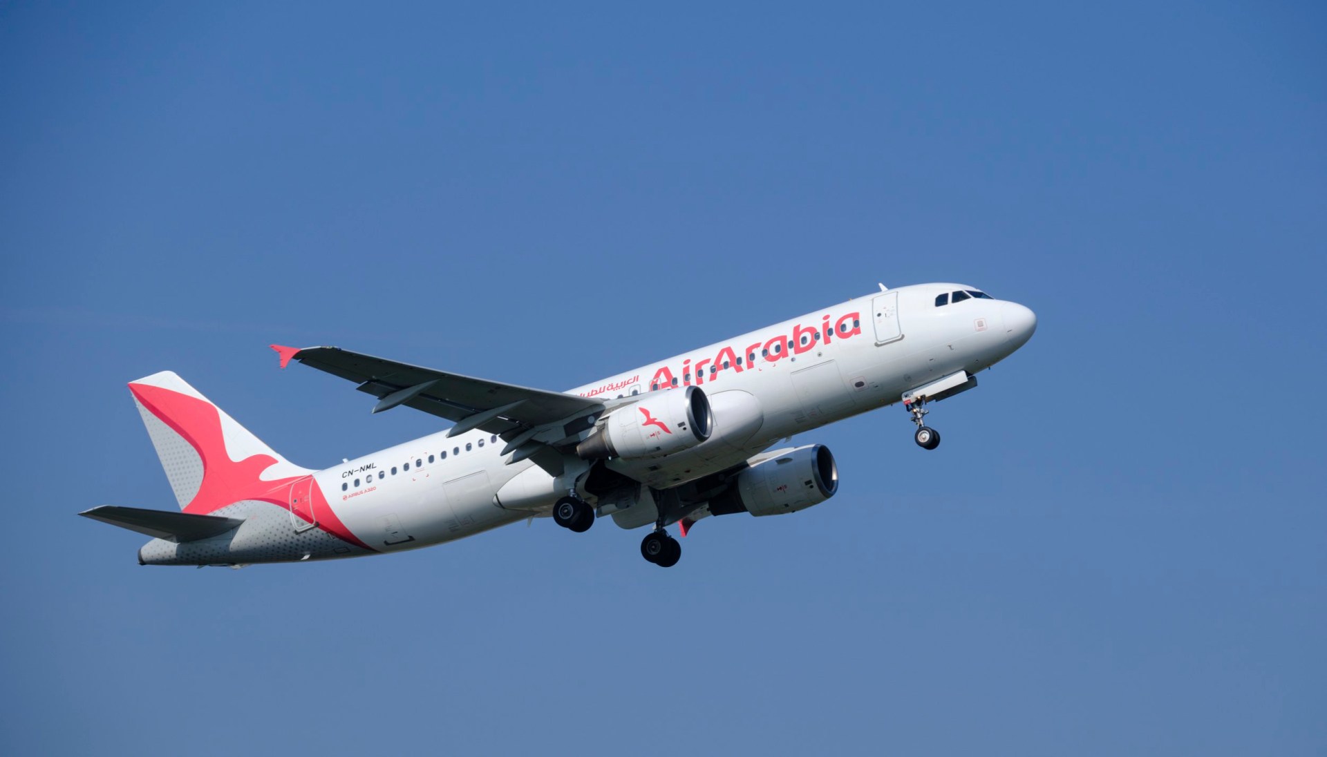 Mystery of man found dead in plane landing gear at Gatwick Airport